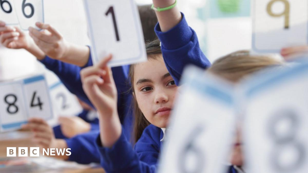 Teach primary pupils real-world maths - Labour - BBC News