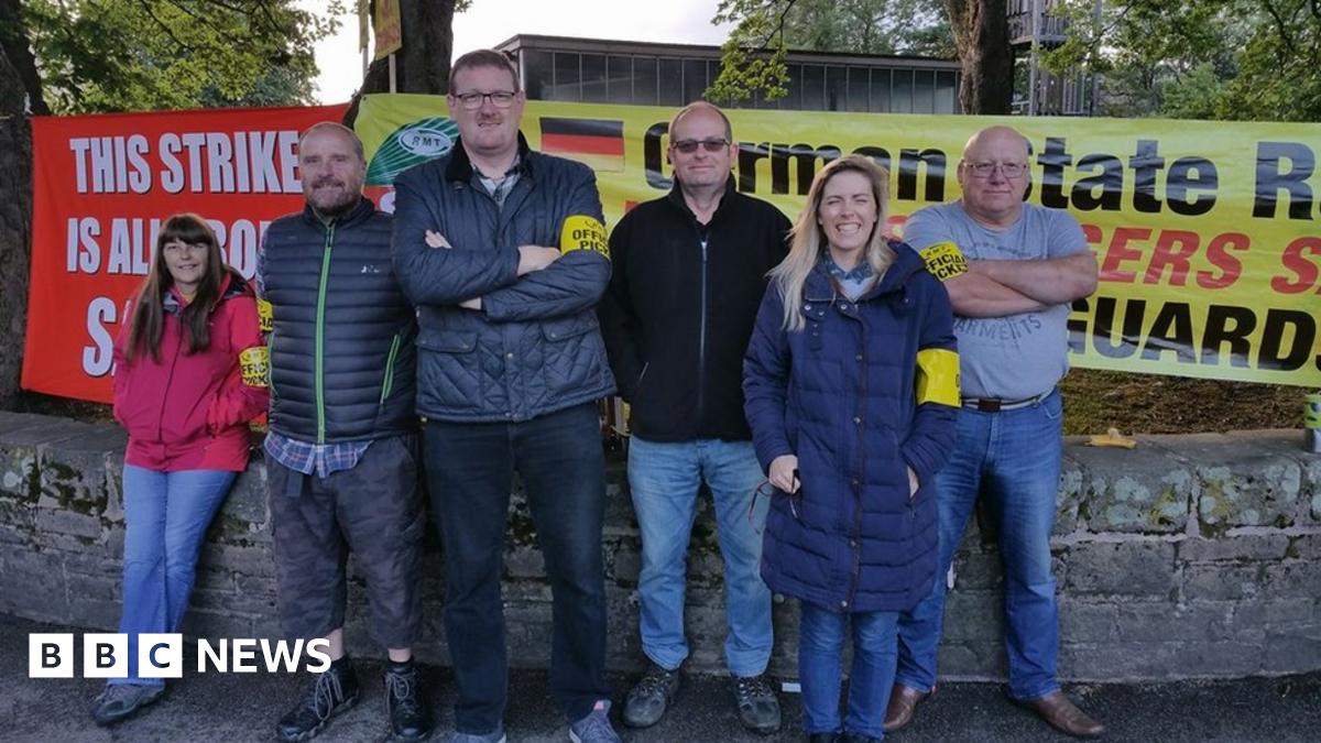 Northern rail: Guards row sparks fresh strikes - BBC News
