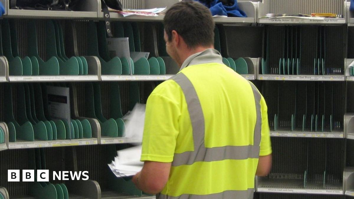 Guernsey Post: Postal rates increase comes into effect - BBC News
