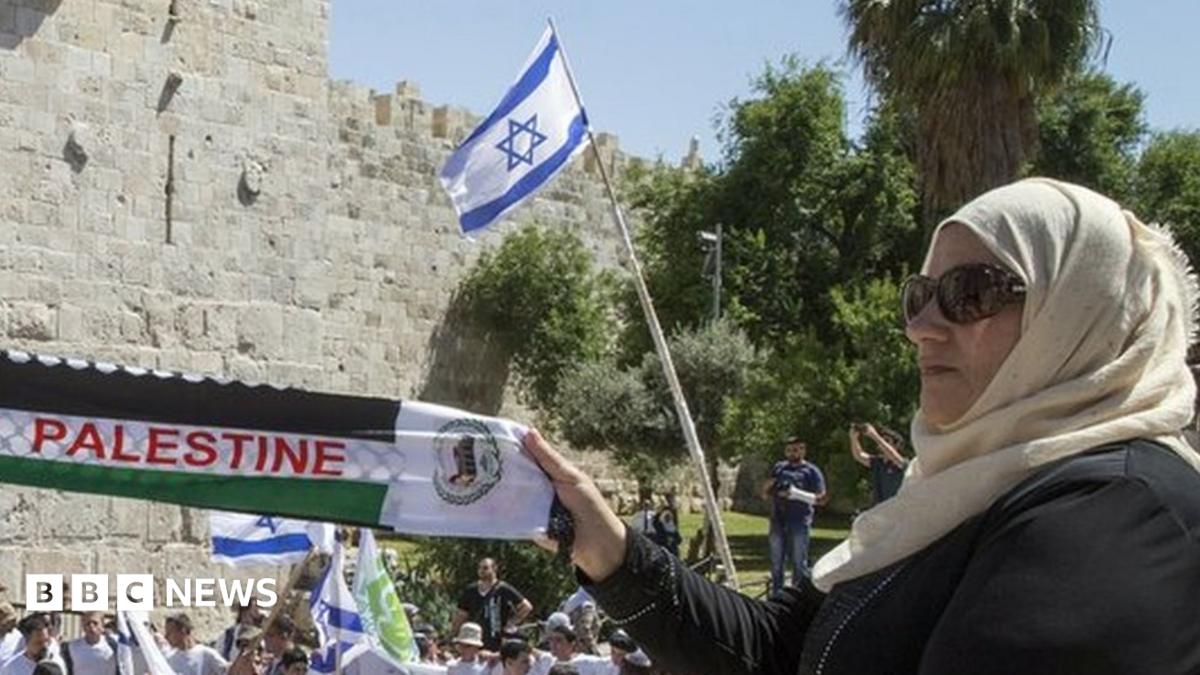 Israel-Palestinian conflict: Is one homeland the solution? - BBC News