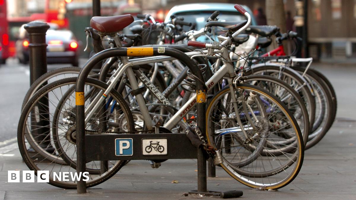 Bike thefts: Almost 90% of cases in England go unsolved - BBC News