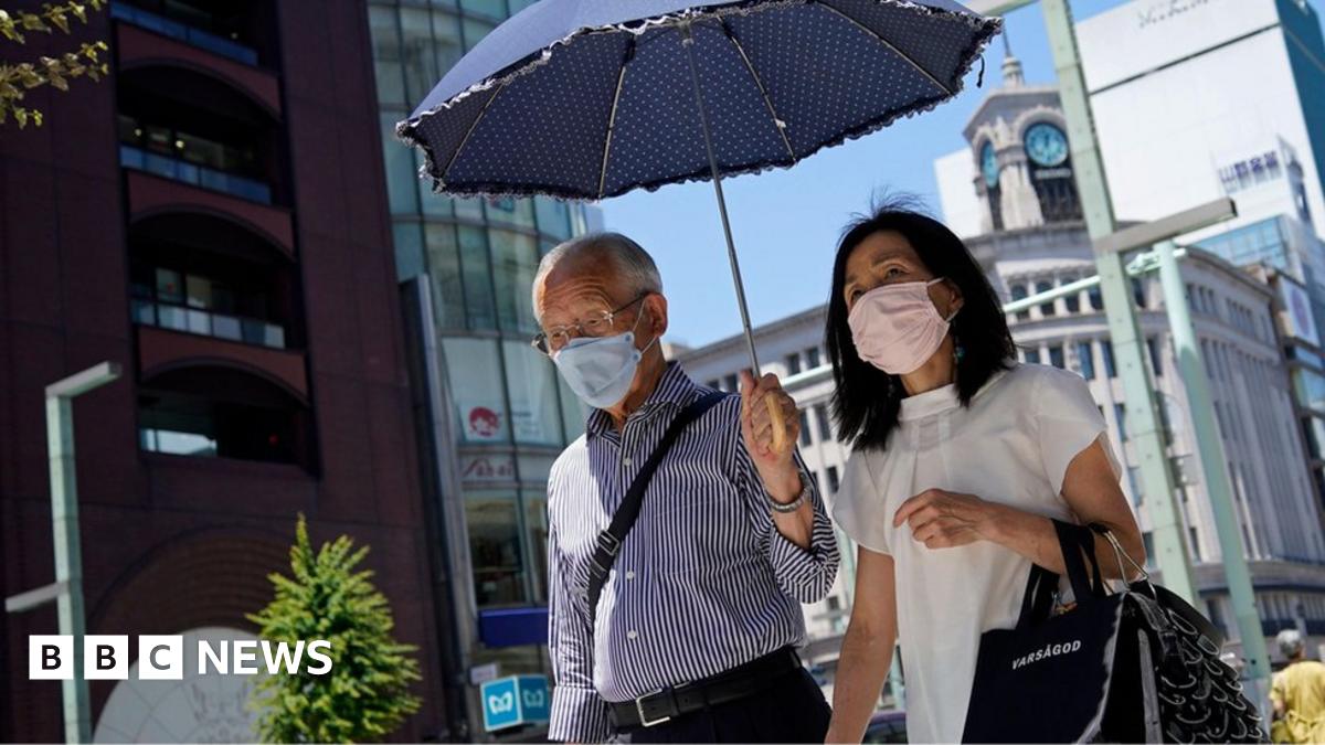 Japan swelters in its worst heatwave ever recorded - BBC News