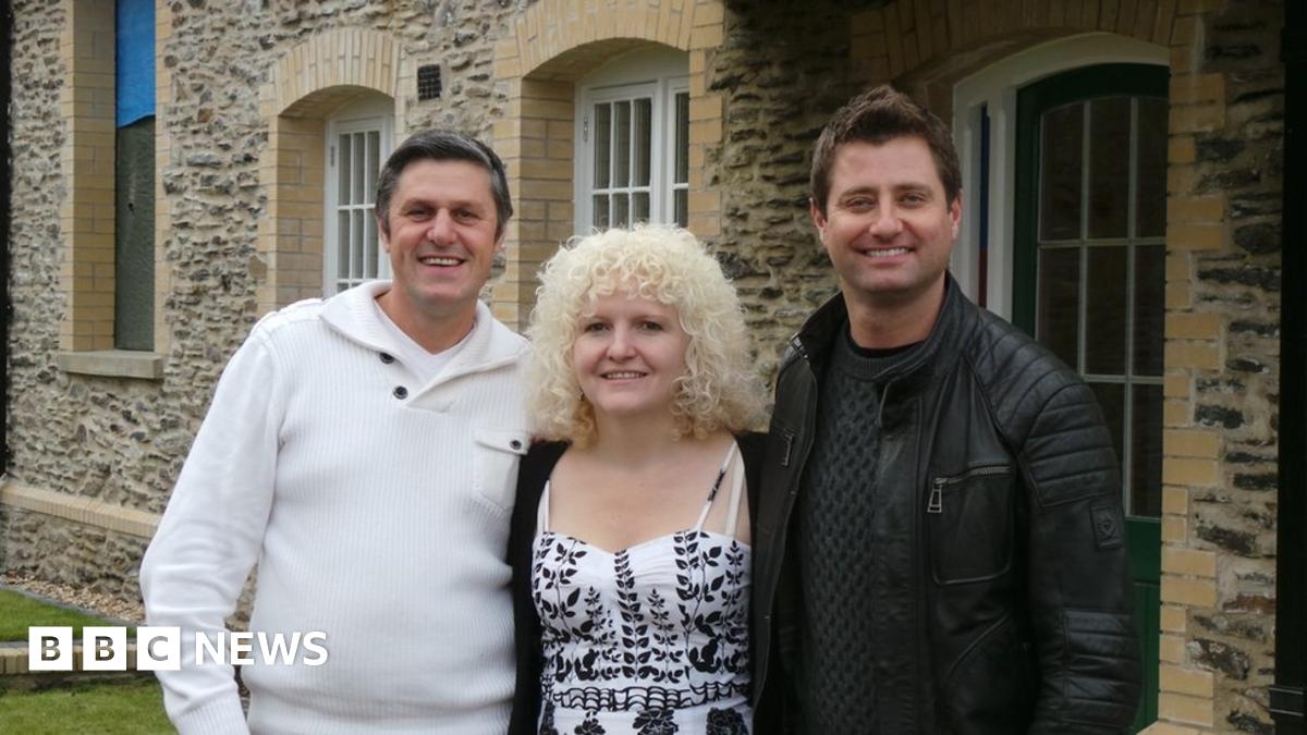 Totally Sustainable home in Pencader opens to the public - BBC News