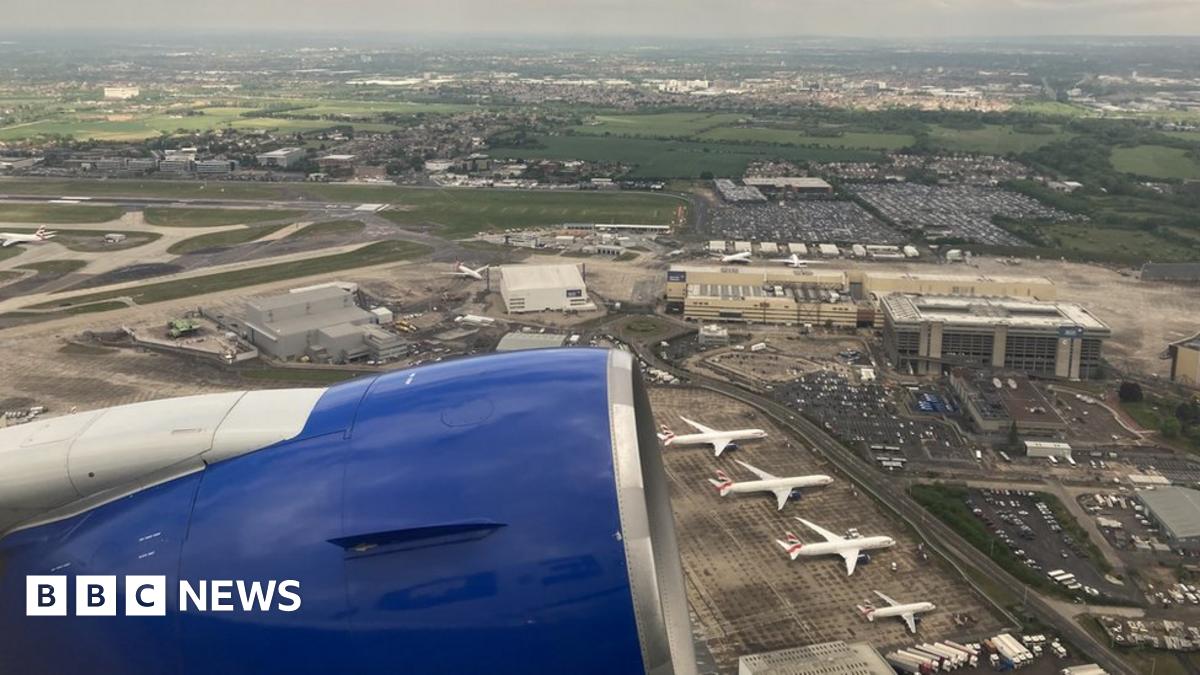 Heathrow Airport: PM says she backs expansion with third runway - BBC News