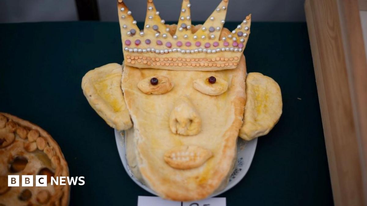 Sandringham Flower Show: Pastry portrait of King greets Charles and ...