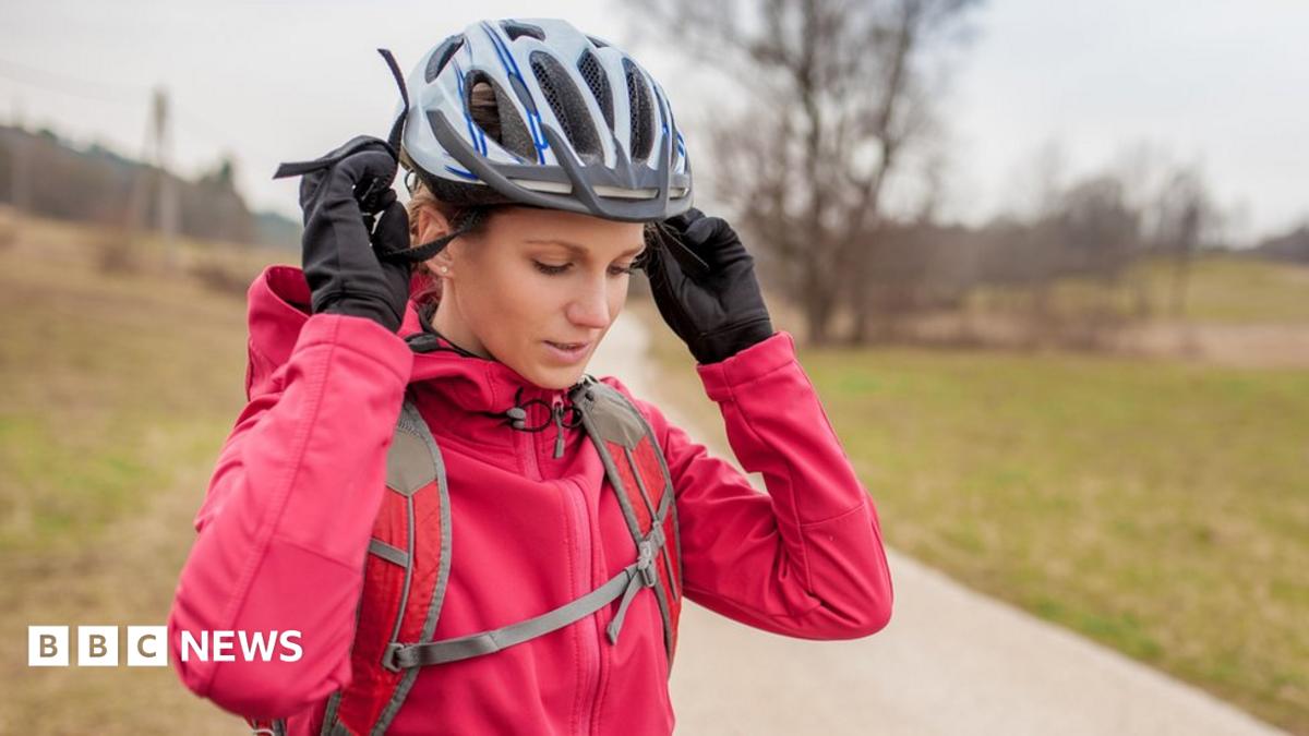 Crash victim wants wearing cycle helmets made compulsory - BBC News