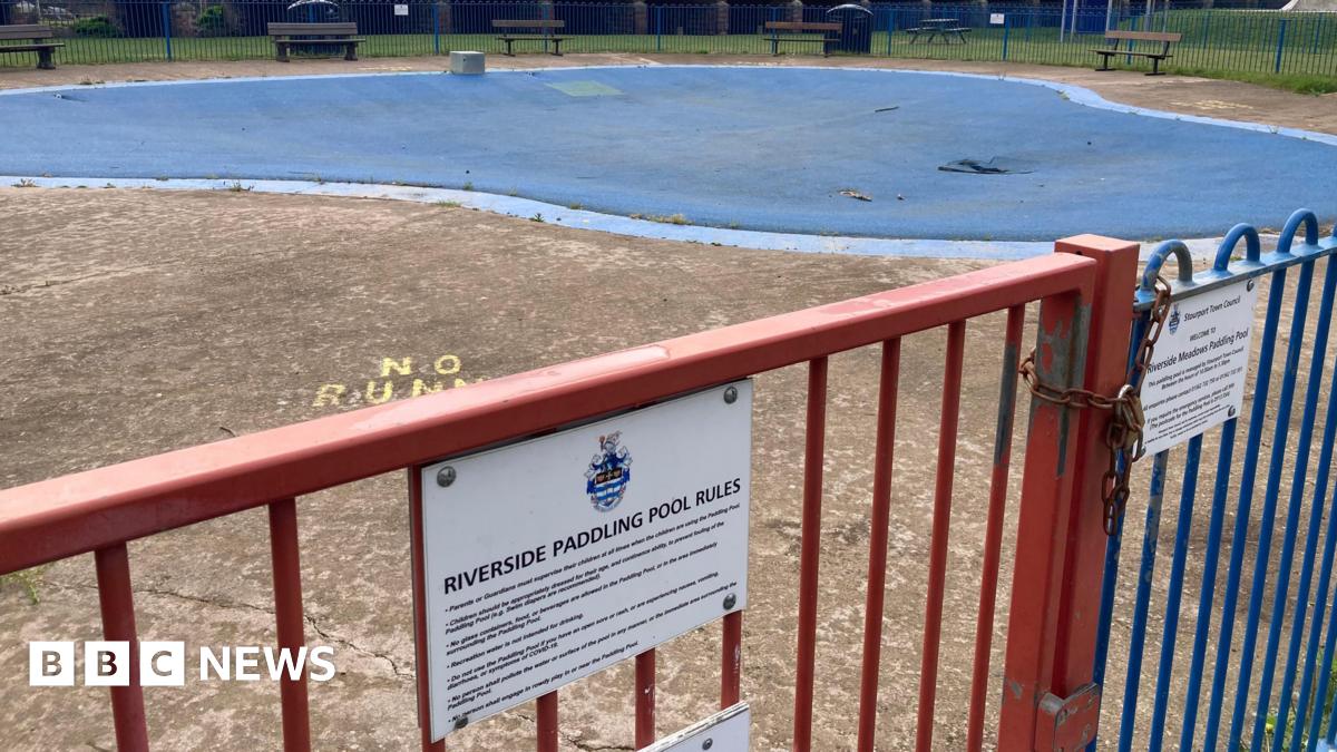Stourport's riverside paddling pool to stay closed for summer - BBC News