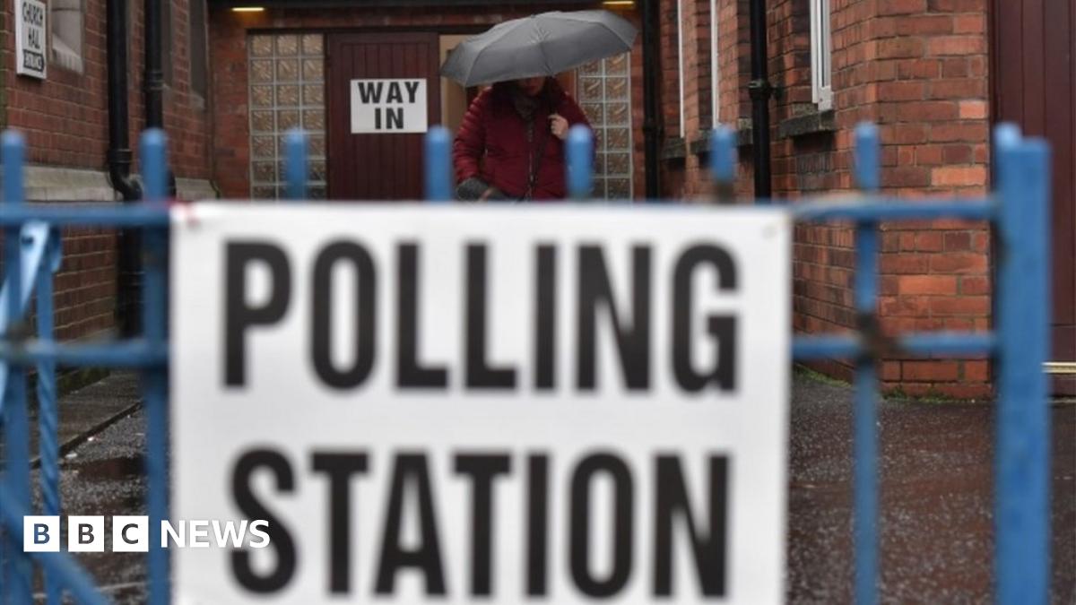 Single transferable vote (STV): What is Northern Ireland's voting ...