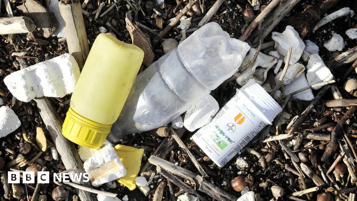 Pharmaceuticals in rivers threaten world health - study - BBC News