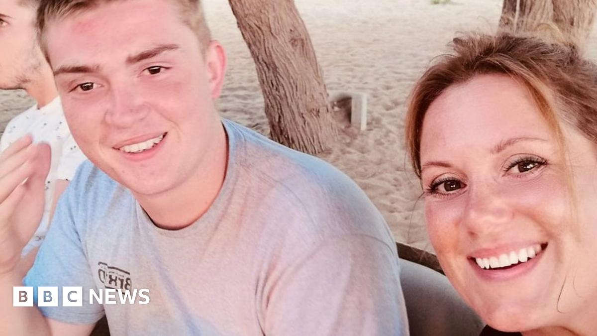 Aberystwyth uni told student was suicidal before his death - BBC News