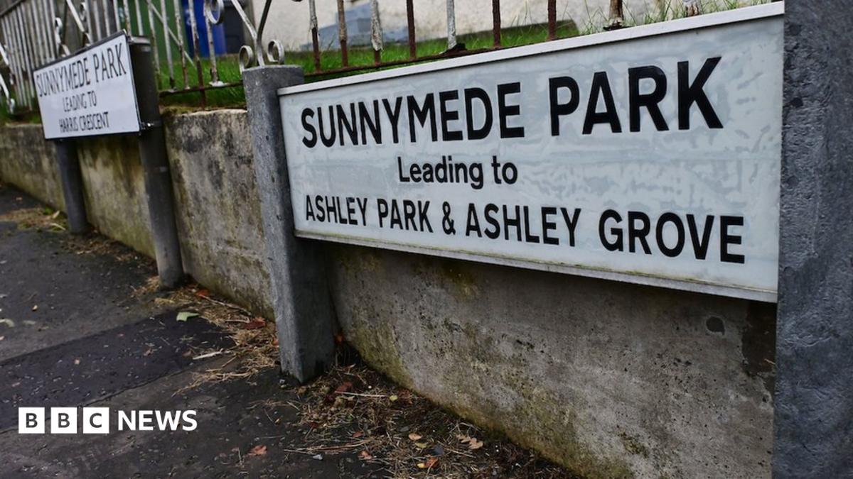 Dunmurry attack: Pipe bomb partially explodes in garden of house - BBC News
