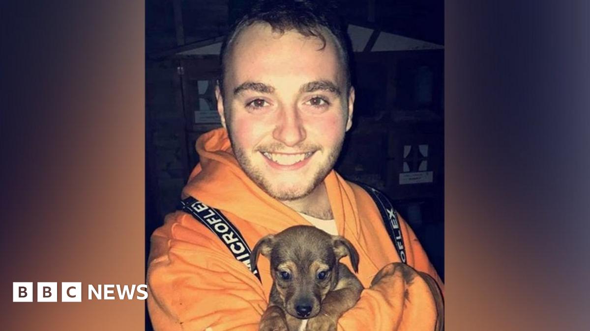 Tributes to axe attack victim in BBC series The Detectives - BBC News