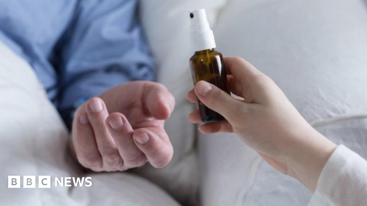 Assisted dying: What does the law in different countries say? - BBC News