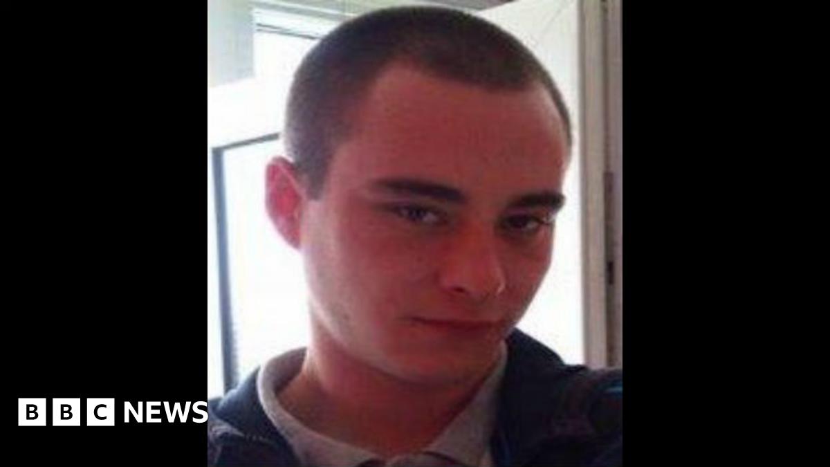 Murder inquiry launched after Cumbernauld man dies - BBC News