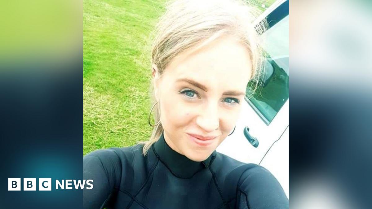 Surfer's thigh impaled by surfboard fin in Cornwall - BBC News