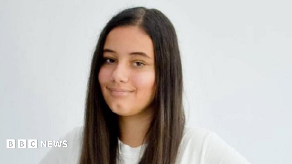Missing girl, 13, found safe after Christmas disappearance - BBC News
