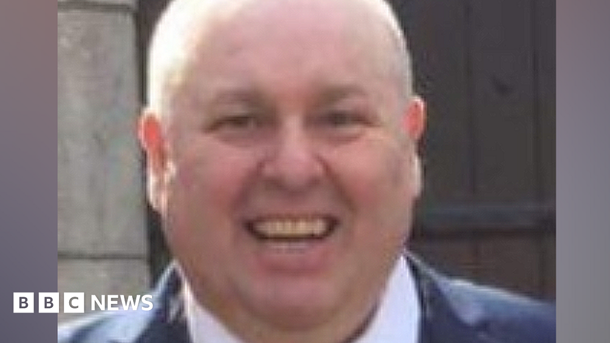 Cardiff: Delivery driver murder accused appears in court - BBC News
