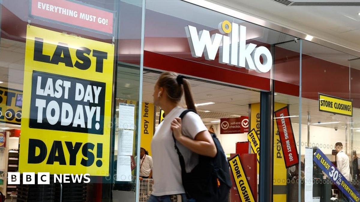 First Wilko shop closures begin after rescue fails - BBC News
