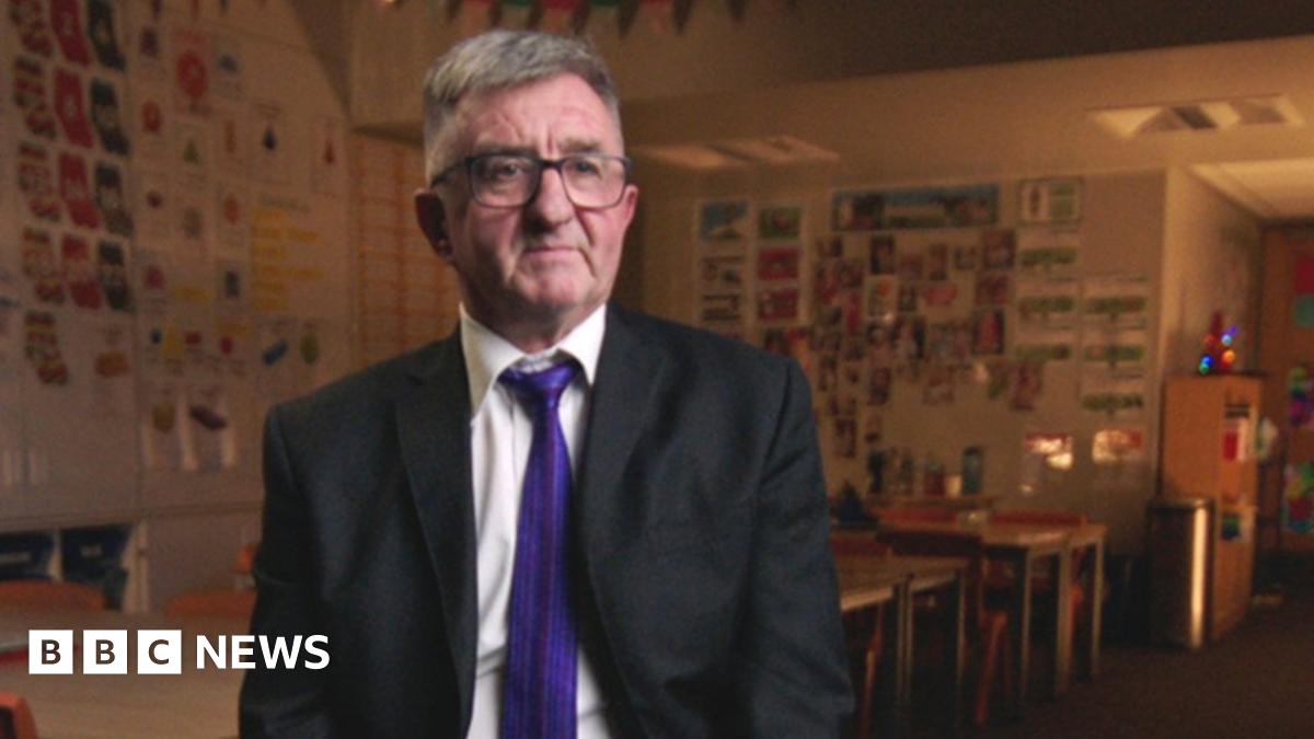 Russell Scott Primary School: Pupils paddling in sewage, head teacher ...