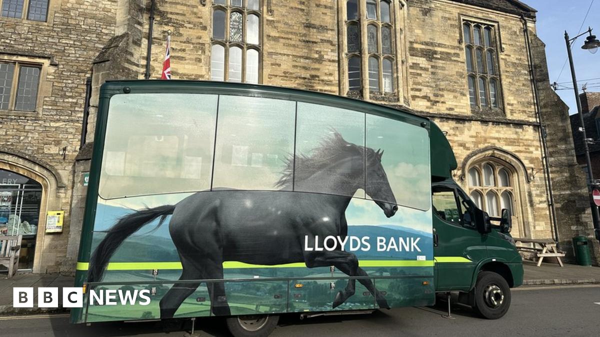 Lloyds to end mobile banking van service - BBC News