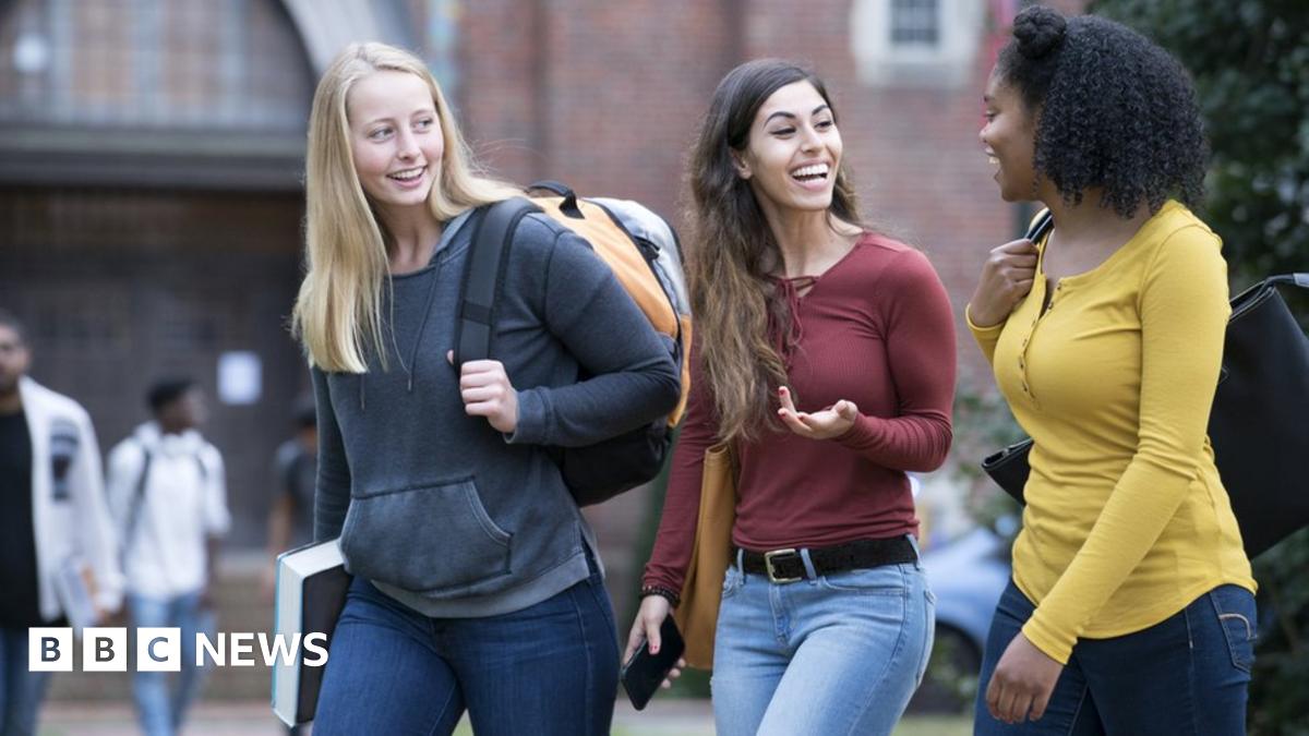 University dropout rates reach new high, figures suggest - BBC News