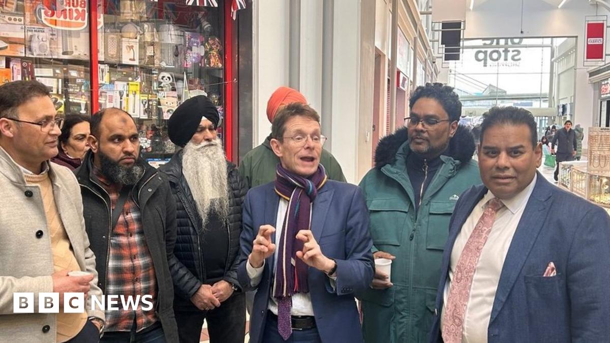 Perry Barr: Breakthrough in sight for market traders - BBC News