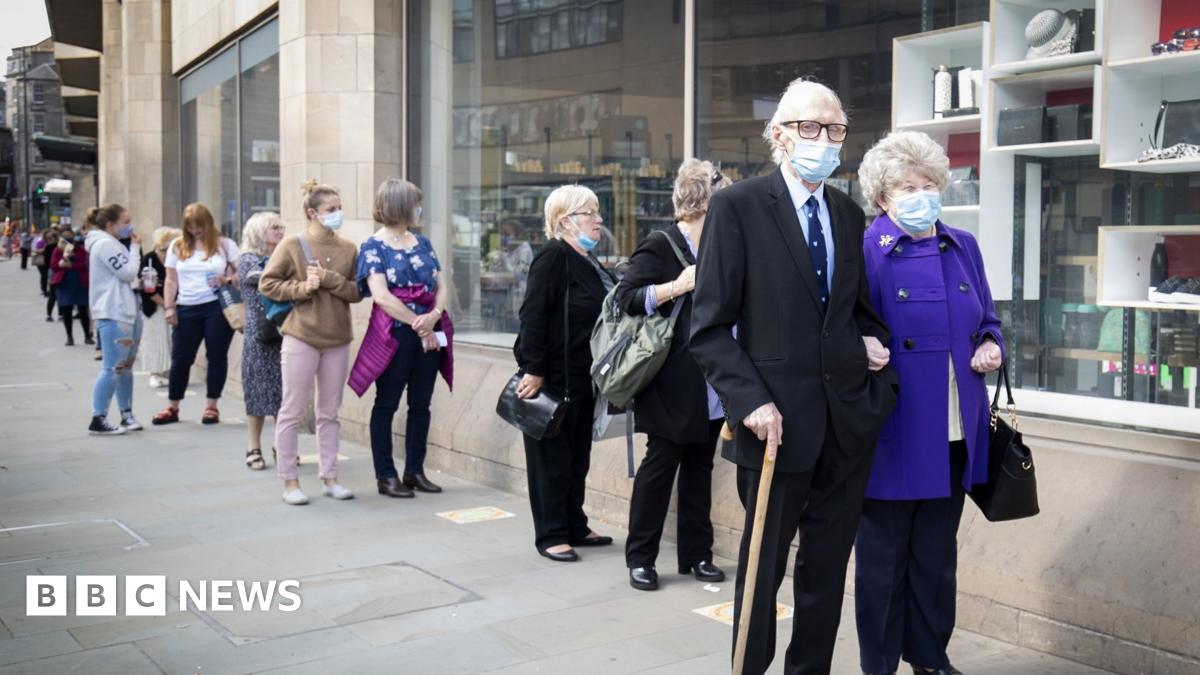 Coronavirus in Scotland - Restrictions lifted & no new deaths - BBC News