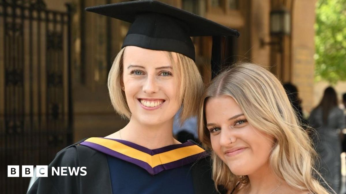 Laura Nuttall: 'My sister's strength inspired me to keep going' - BBC News