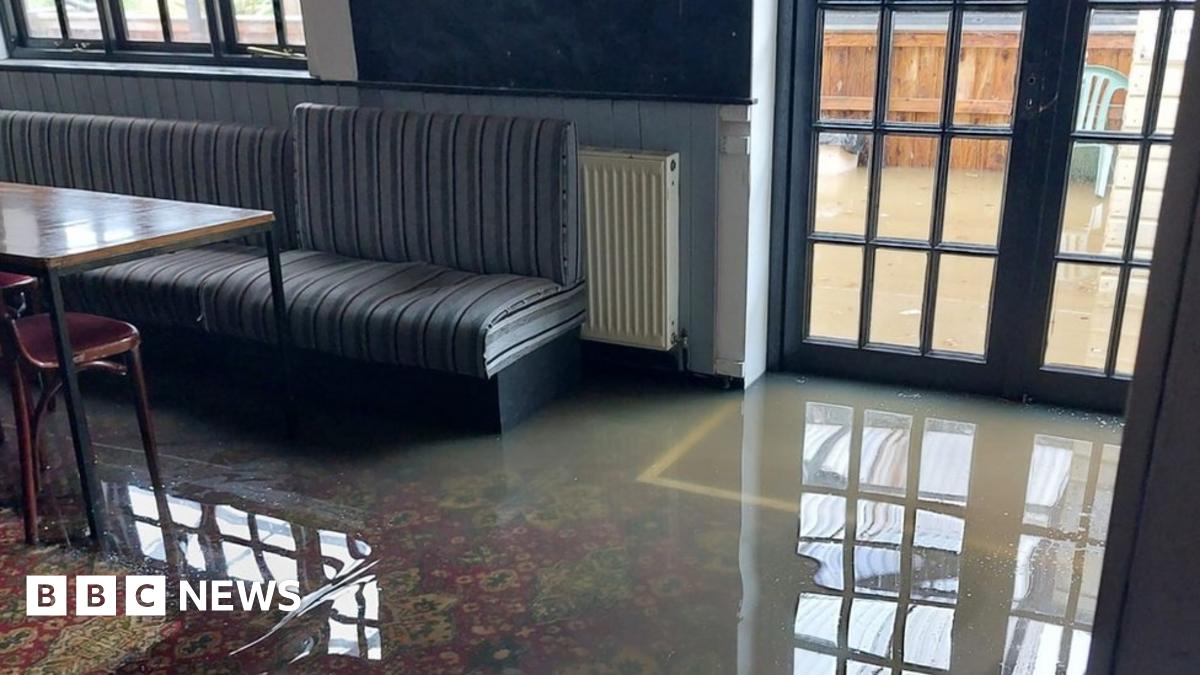 Isle of Wight flooding: Environment Agency to review flood defence in ...