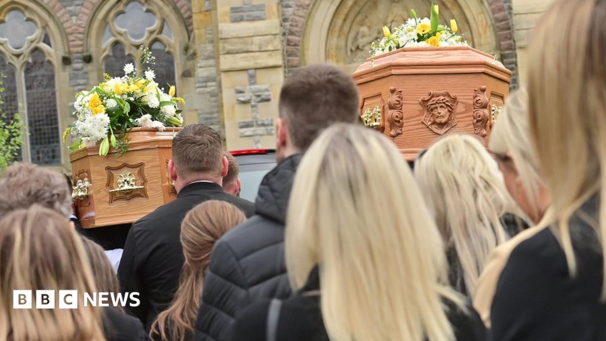 A5 crash: Christine and Dan McKane's deaths leave 'hearts torn apart ...
