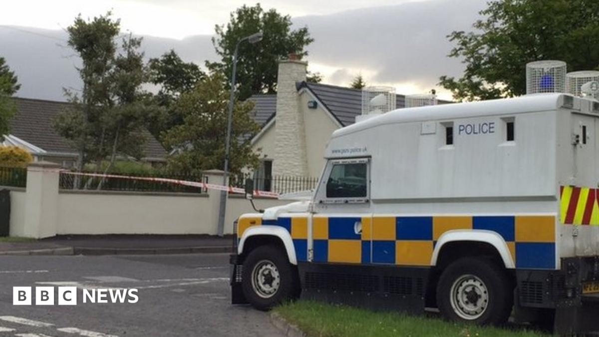 Derry: Ex-PSNI officer targeted in car bomb plot saw 'large box' beside ...