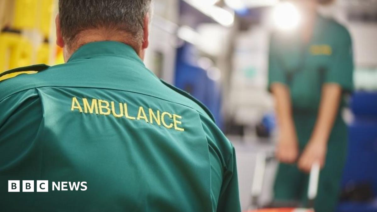 Tougher sentences for emergency staff attacks - BBC News