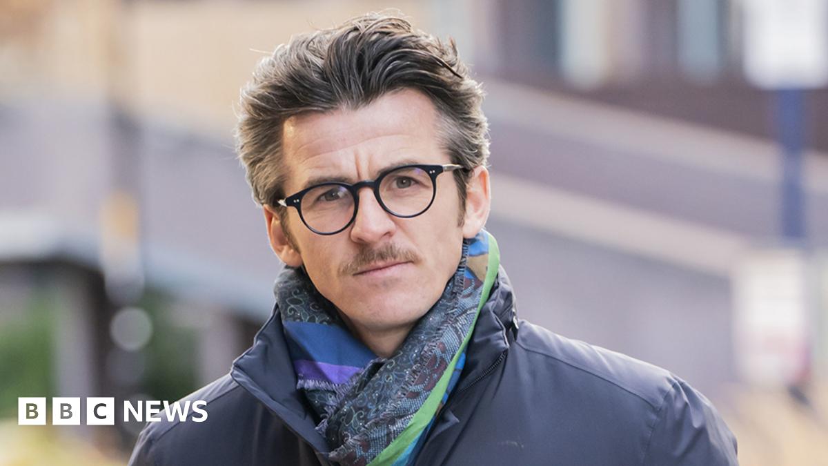 Joey Barton trial: Jury told manager 'not someone in a rage' - BBC News