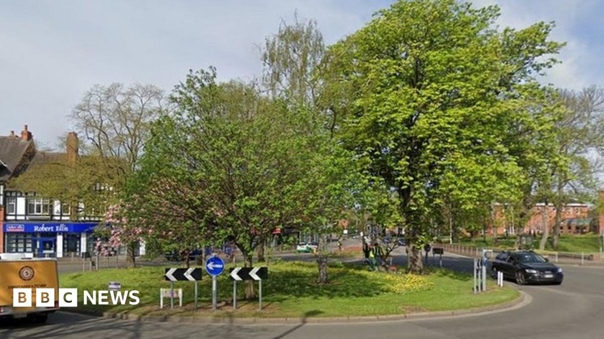 Long Eaton: £7m plan to remove roundabouts scrapped - BBC News