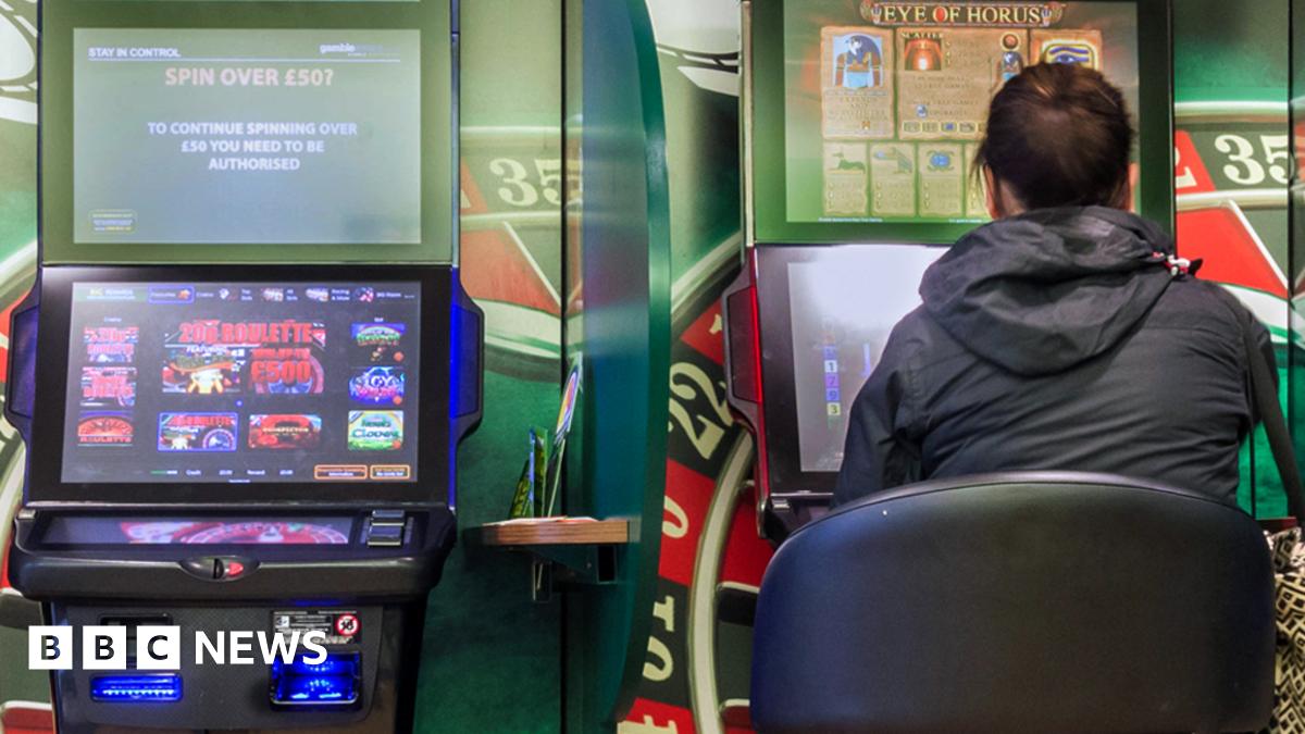 Betting machine stakes cut to £2 - BBC News
