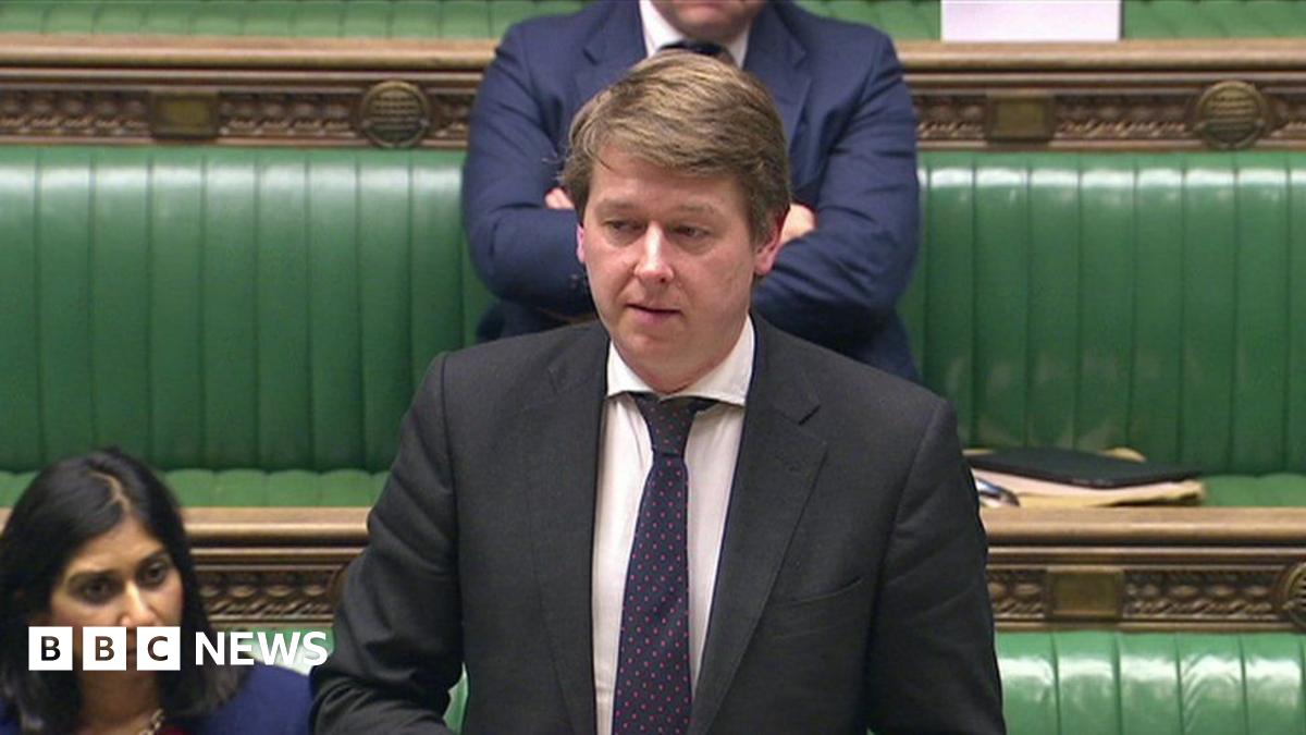 Worcester Tory MP Robin Walker to step down at next election - BBC News