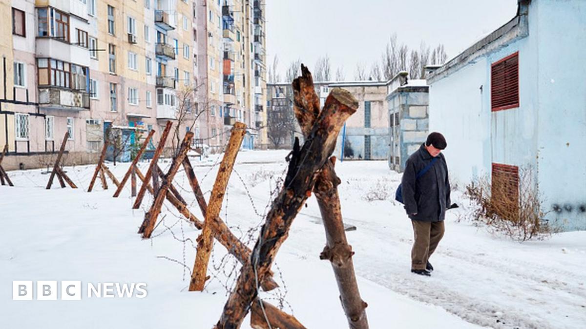 Swine flu exposes Ukraine's health flaws - BBC News