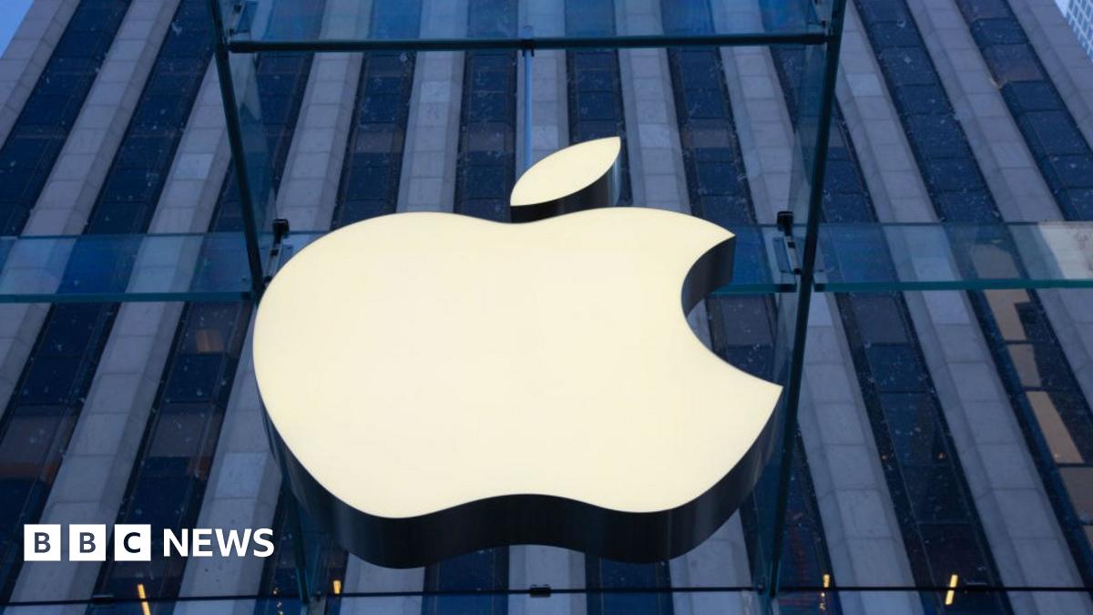 Multiple Apple services suffer outages - BBC News