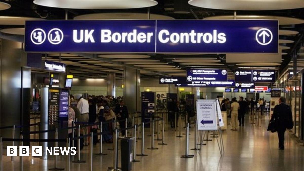 UK targets to cut immigration 'punish businesses' - BBC News