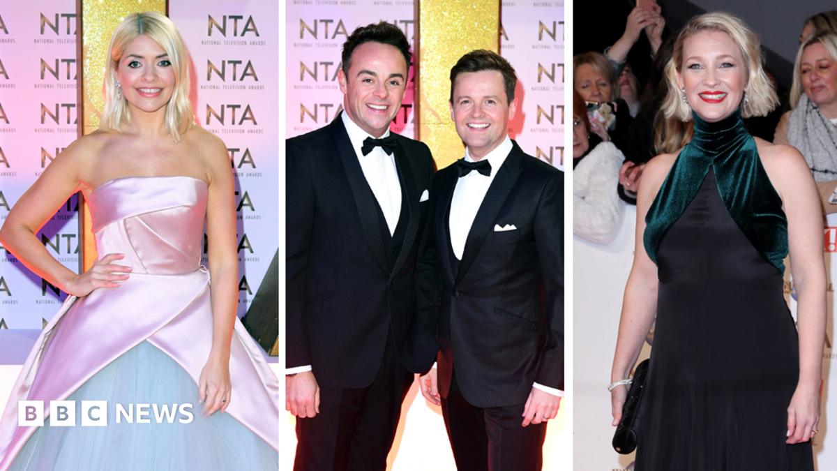 National Television Awards 2020: Red carpet in pictures - BBC News