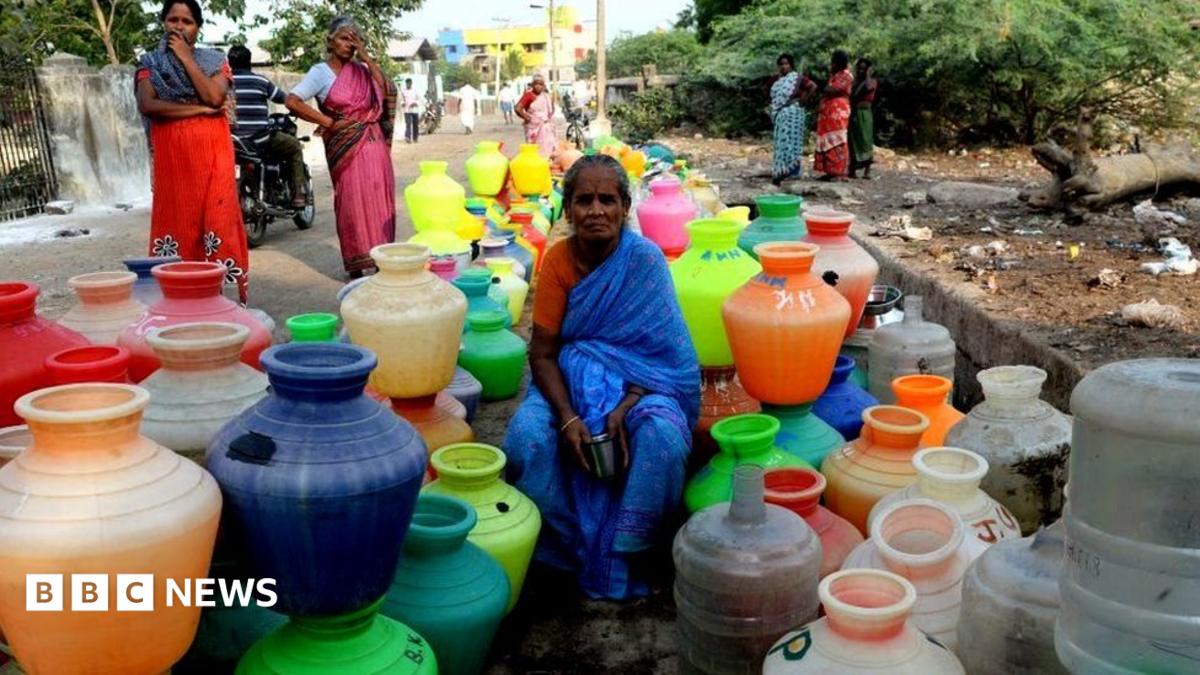 Chennai water crisis: City's reservoirs run dry - BBC News