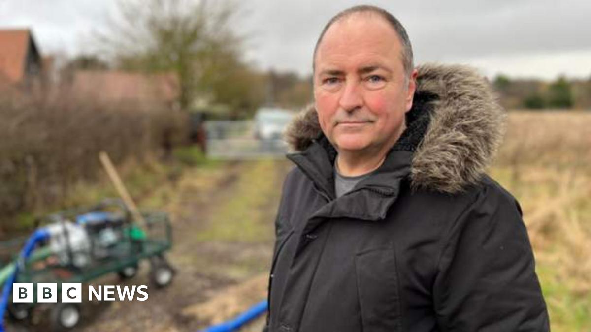 Couple say Suffolk neighbours helped save their home from flooding ...
