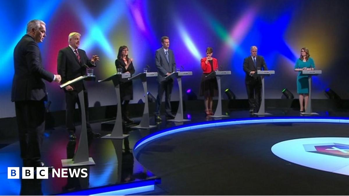 Welsh Assembly election: Leaders clash on health and education - BBC News