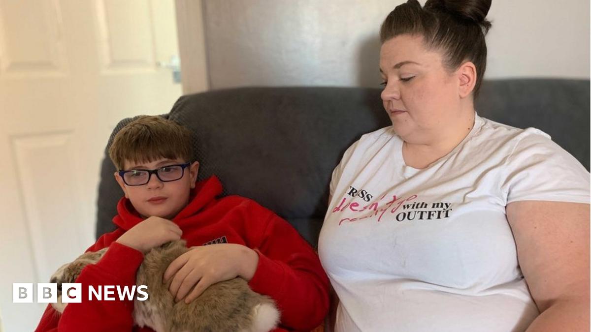 We take turns to sleep so we can keep our son safe - BBC News