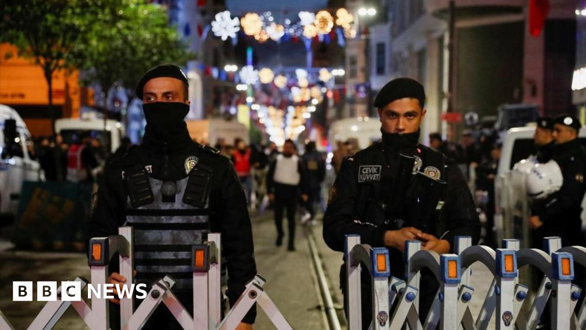 Istanbul: Six dead, dozens wounded in Turkey explosion - BBC News