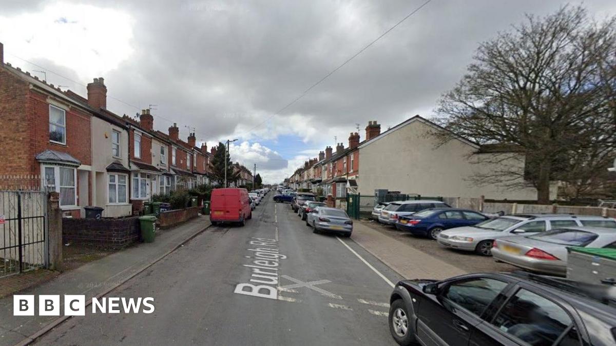 Wolverhampton: Man seriously hurt in suspected hit-and-run - BBC News