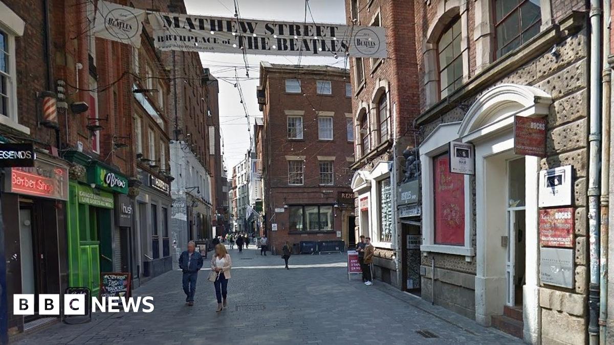 Liverpool attack: Woman critically ill in city centre assault - BBC News