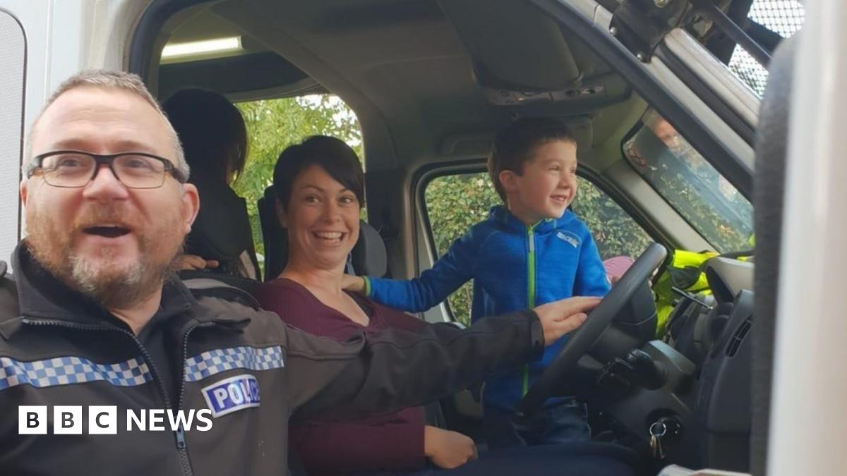 Police 'save the day' after bringing riot van to six-year-old's party ...