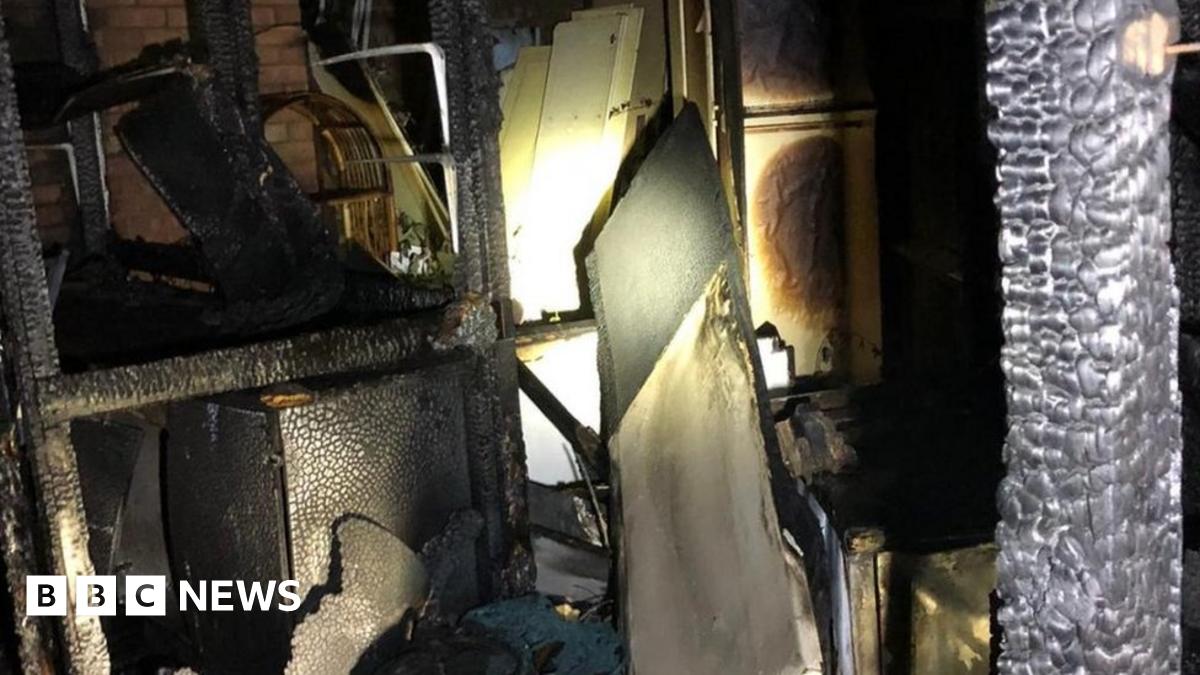 Clacton furniture shop fire was deliberate, say investigators - BBC News