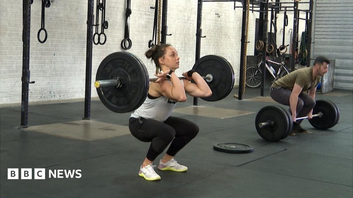 CrossFit Games: Is Emma McQuaid Ireland's fittest woman? - BBC News